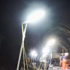 Fluorescent Trackside Link Lights - Mk III 110V | Linklite Systems